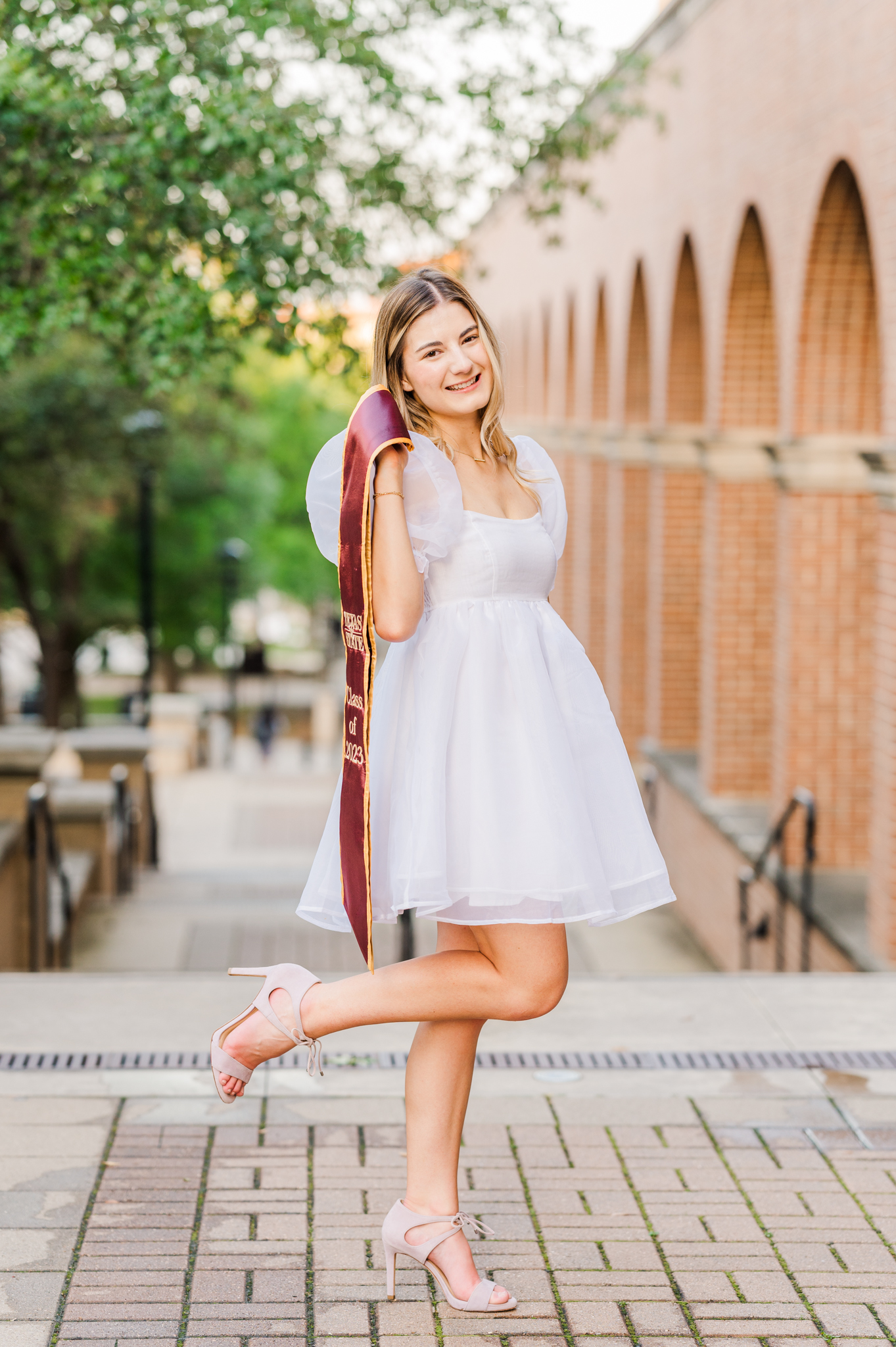 Texas State Graduation Session | Ashley Zsabo - momentosbyliz.com